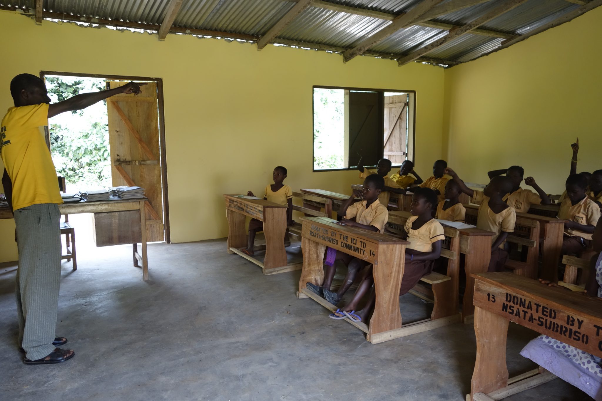YEFL-GHANA advocates use of mono desks at basic schools – GBC Ghana Online