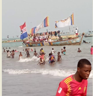 New Year revelers defy COVID-19 protocols at Aboadze Beach