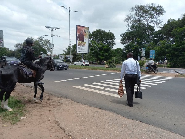 Horse policing – the new dimension of Ghana police – Ashantibiz