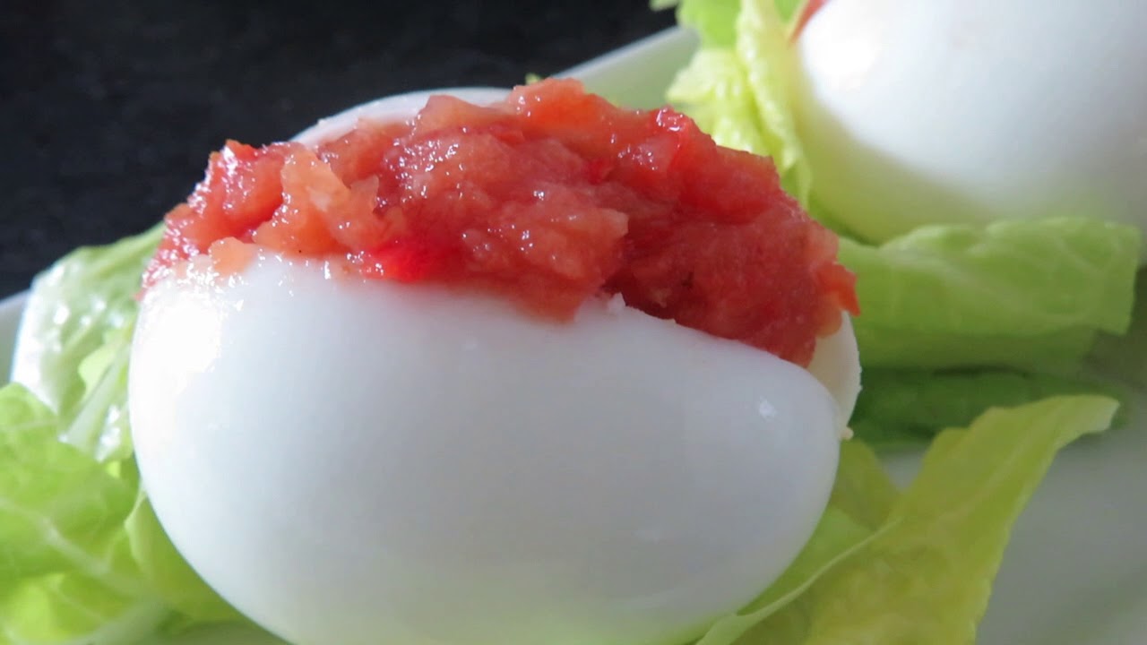 CHOPOLOGY: Kosua ne m3ko Special (Egg & Pepper snack)